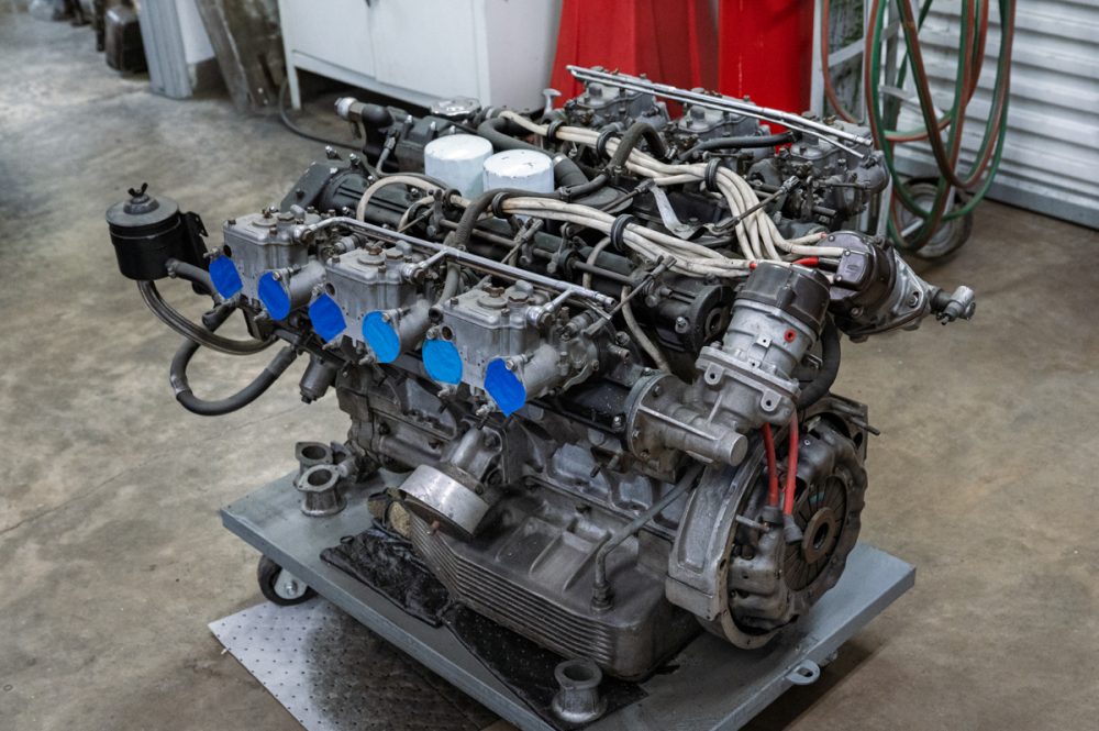 Ferrari 365 GTC 4 Engine - Team CJ